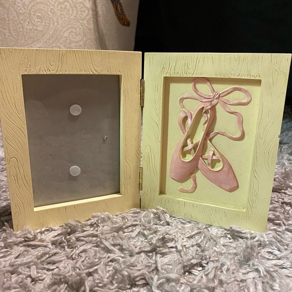 Accents | Pointe Shoe Foldable Picture Frame | Poshmark